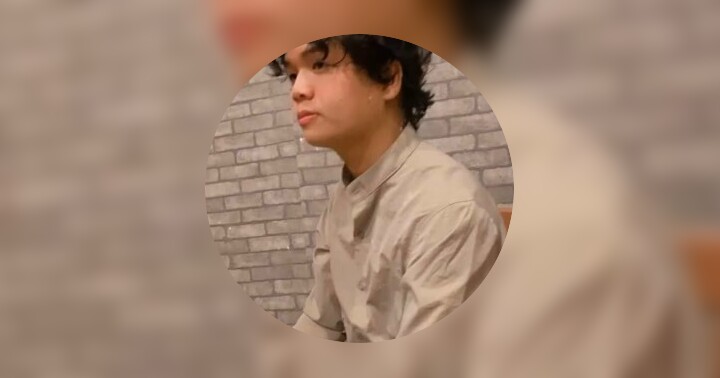 Chí - Nghe nhạc và Tải bài hát, album, MV mới nhất trên Zing MP3