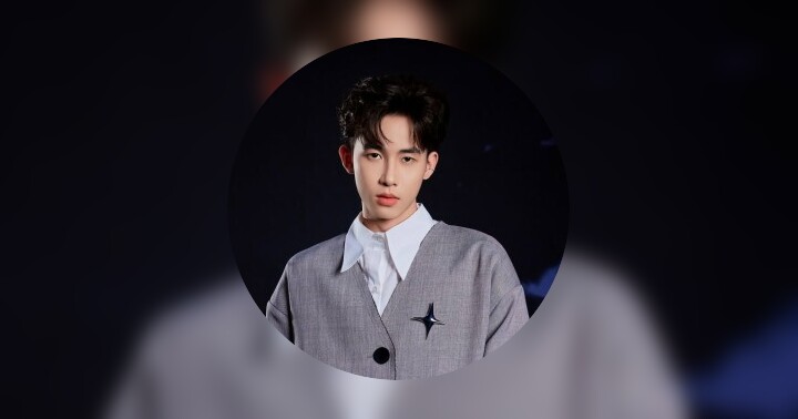 Doãn Hiếu - Nghe nhạc và Tải bài hát, album, MV mới nhất trên Zing MP3