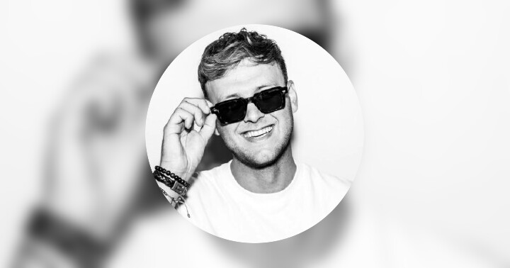 Lenji - Nghe nhạc và Tải bài hát, album, MV mới nhất trên Zing MP3