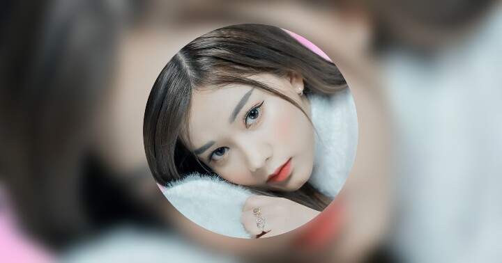 Út Nhị Mino - Nghe nhạc và Tải bài hát, album, MV mới nhất trên Zing MP3